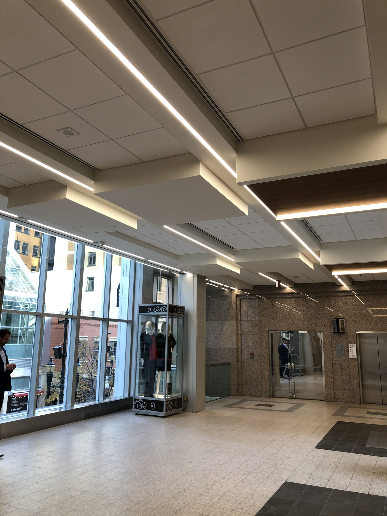 Bankers Hall - Luminii