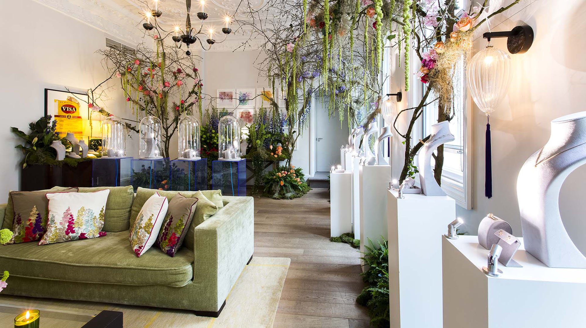 Mappin and Web Showrooms - Luminii