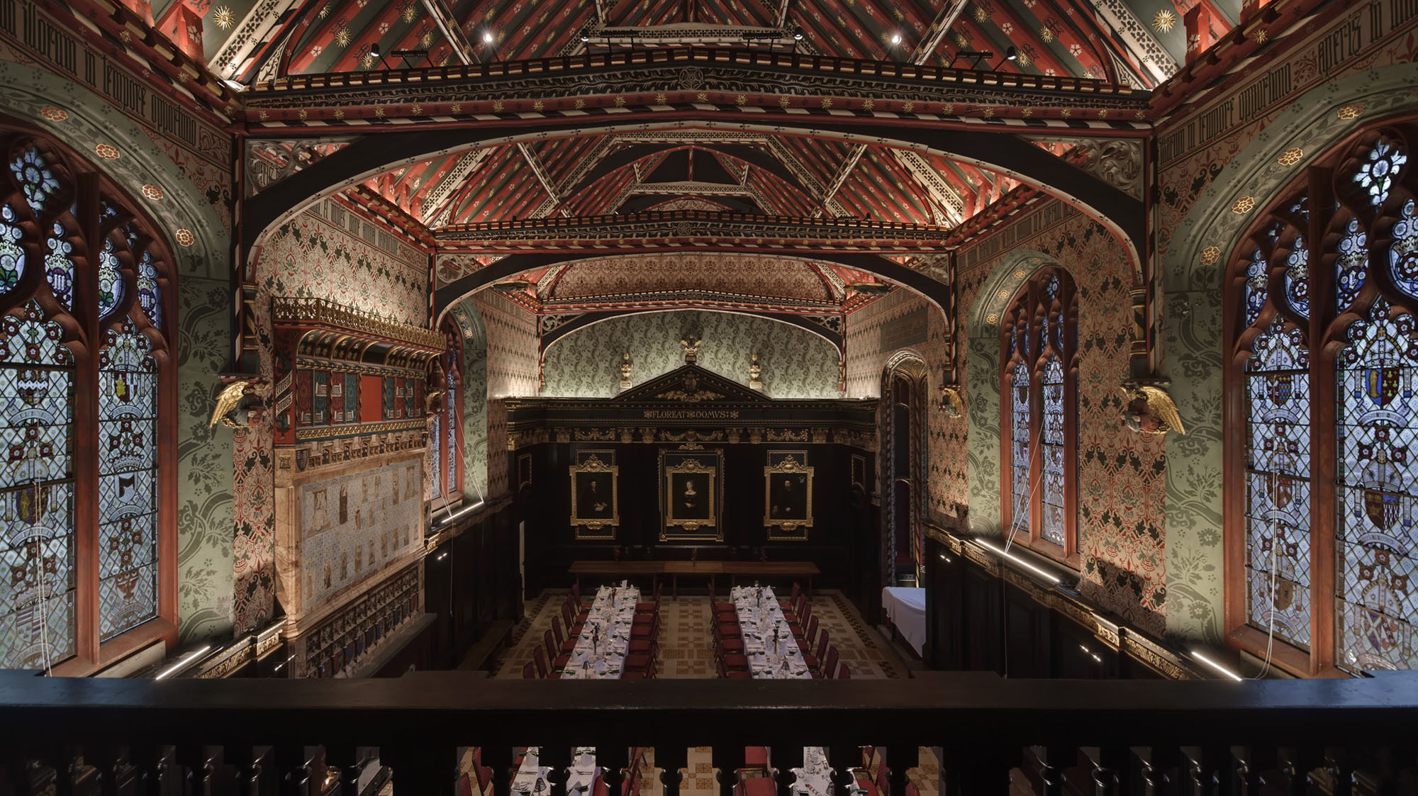 Old Hall - Cambridge - Luminii