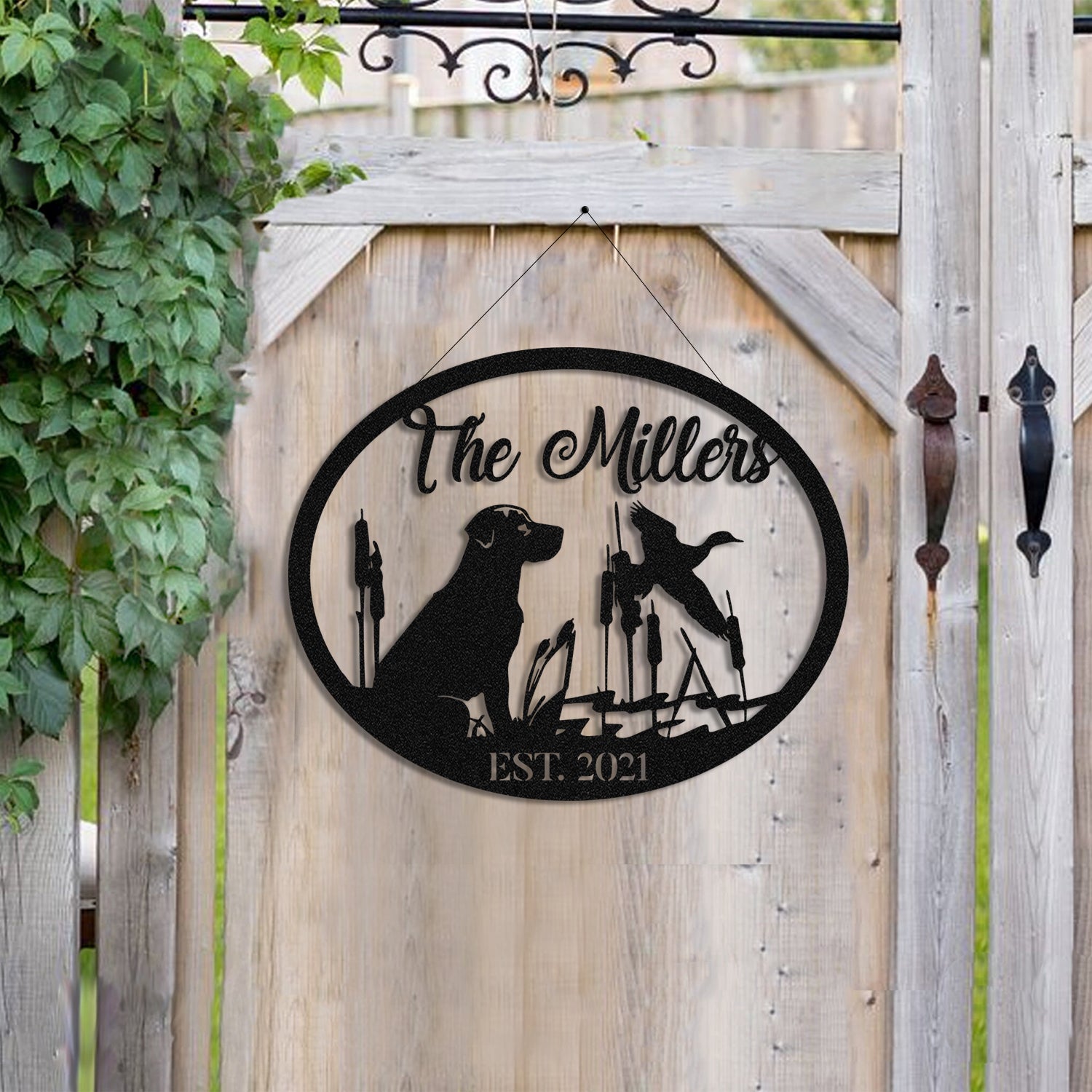 Personalized Family Name Duck Hunting Dog Hunter Metal Sign | Nalaprint