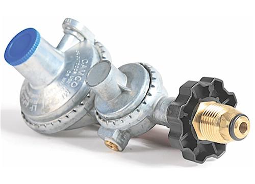 Camco Camco Two Stage Regulatorhorizontal With Pol Clamshell #CMC-59333 ...