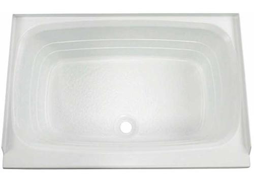 Lippert-24In-X-36In-Bathtub-Center-Drain-White