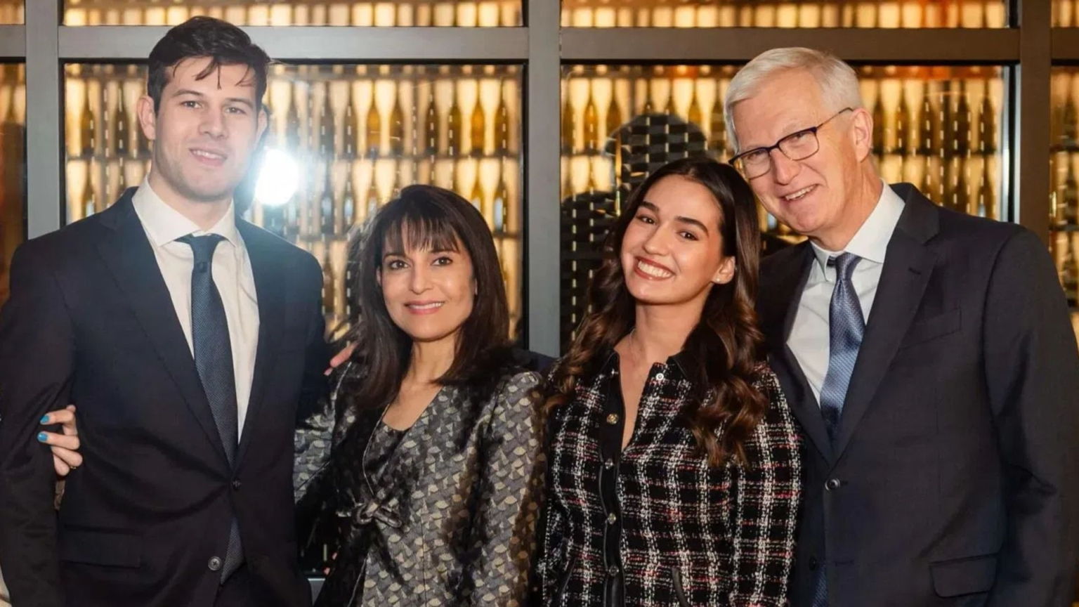 New York plane crash kills 6, including 4 members of prominent Groff ...