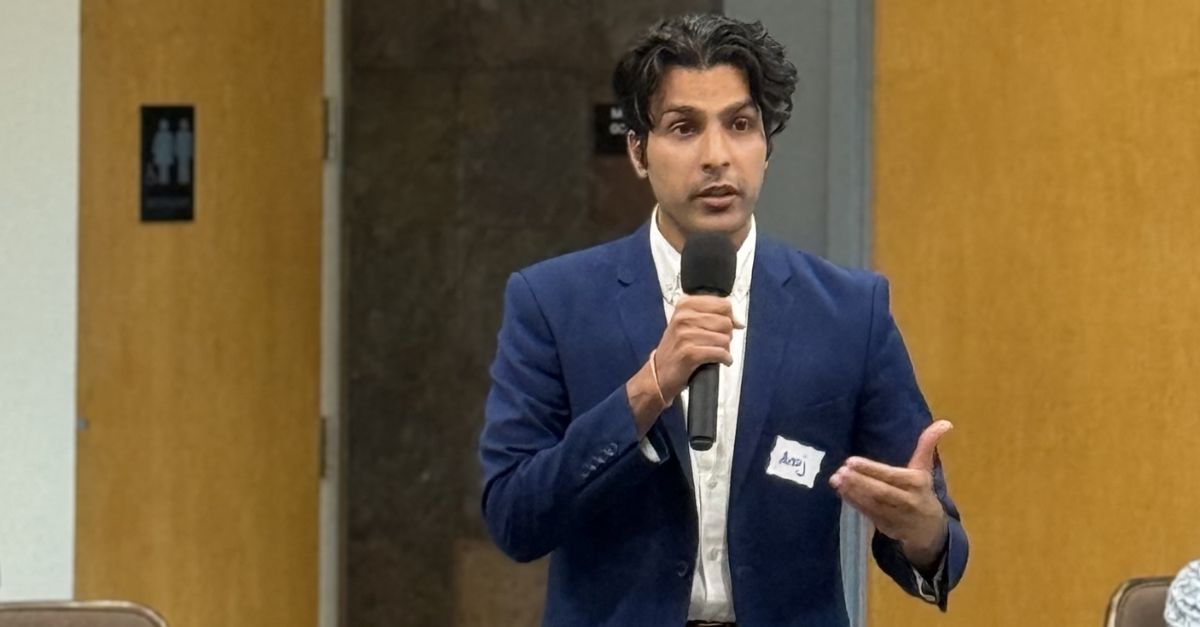 Anuj Dixit to challenge Darrell Issa in CA-48